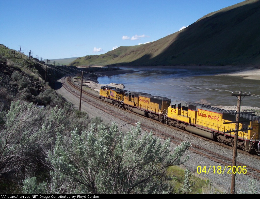 UP 5801, UP 4284, UP 4350 Snake River